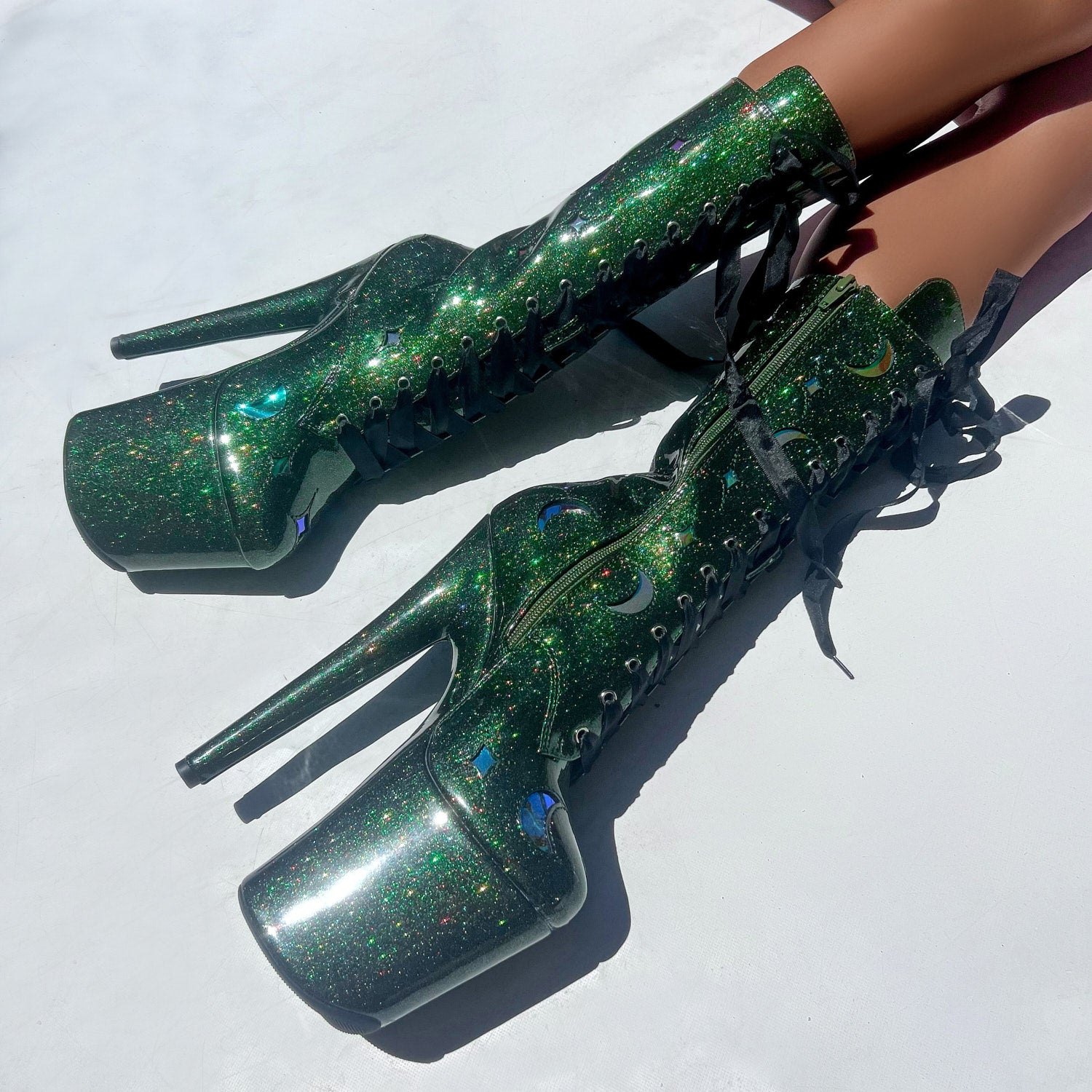 The Glitterati Cosmic Boot - Emerald Sparkle - 8INCH – Hella Heels US